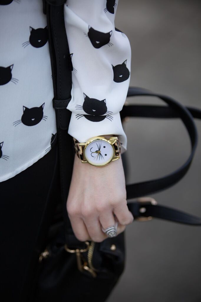 Kitty Chic + Simple Ways to Keep Your Cats Happy - The Samantha Show- A ...