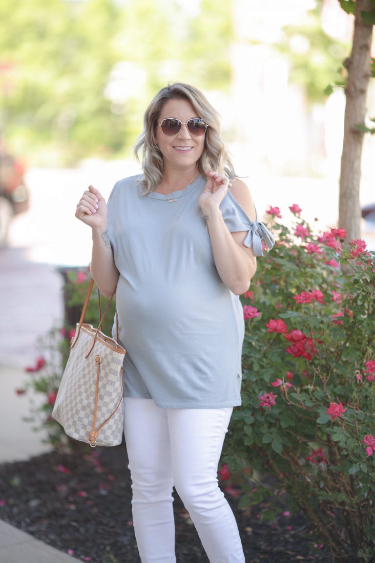 Casual maternity outfit inspiration - The Samantha Show- A Cleveland ...